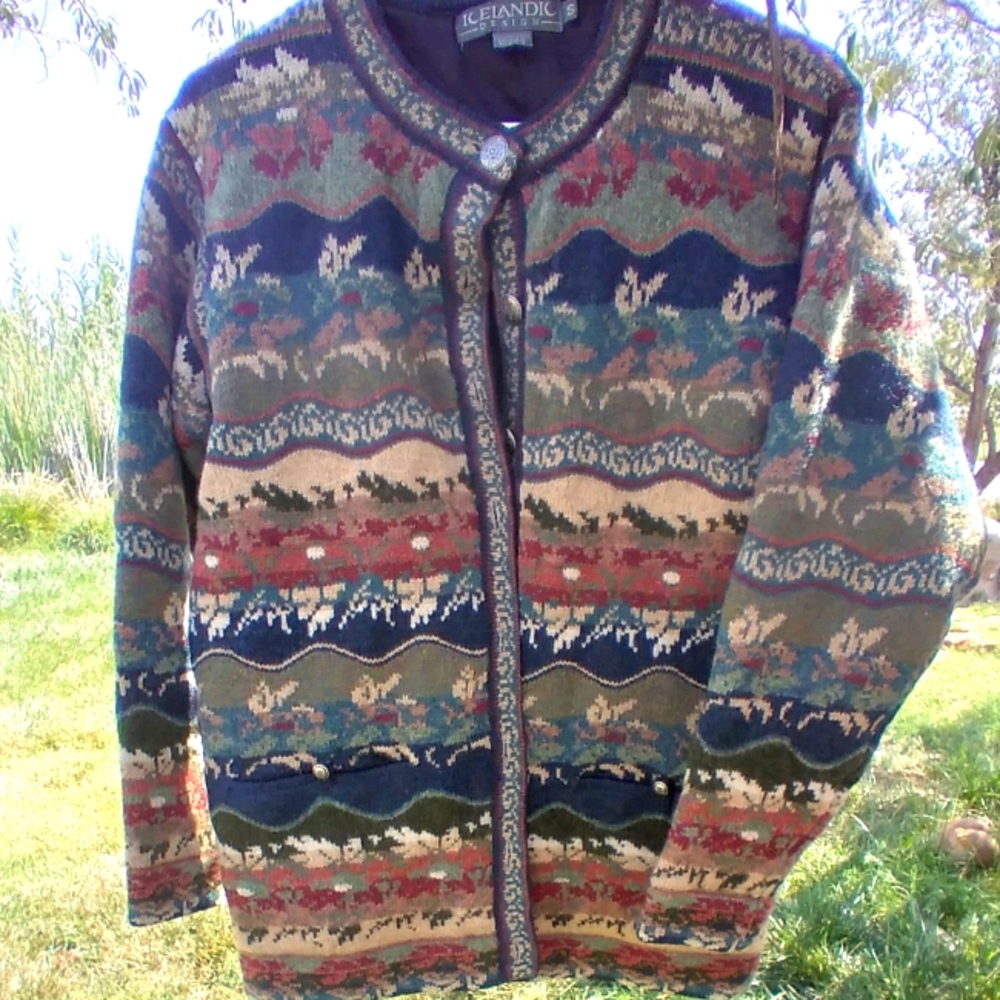 Icelandic Design 100% Wool - Gem